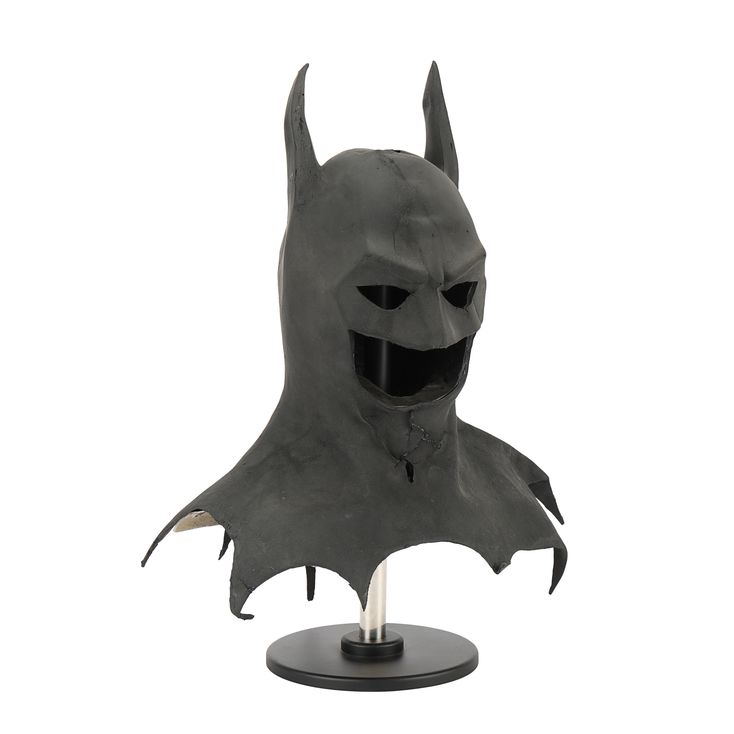Lot #41: BATMAN (1989) - Production-made Batman (Michael Keaton) Cowl