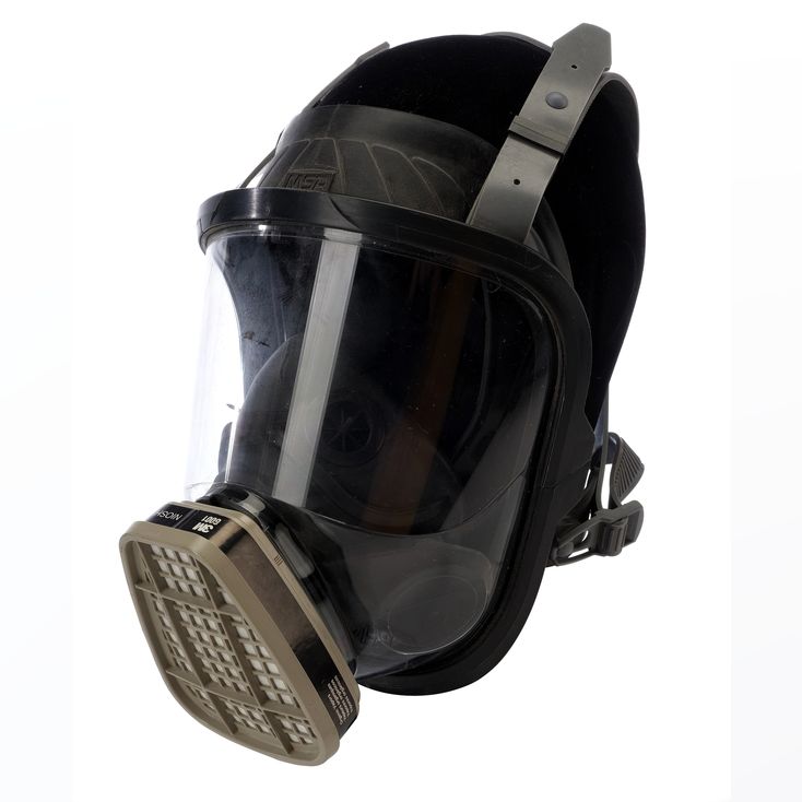 Lot 90 - Jesse Pinkmans (Aaron Paul) Mexican Superlab Gas Mask ...