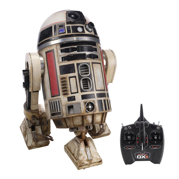 Lot # 425: SOLO: A STAR WARS STORY (2018) - Light-Up Remote-Controlled ...