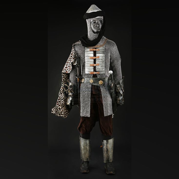 Assassin Costume and Weapons | SEVENTH SON (2014)