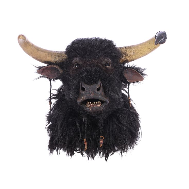 Lot 793 - Minotaur Head | CHRONICLES OF NARNIA, THE: THE LION, THE ...