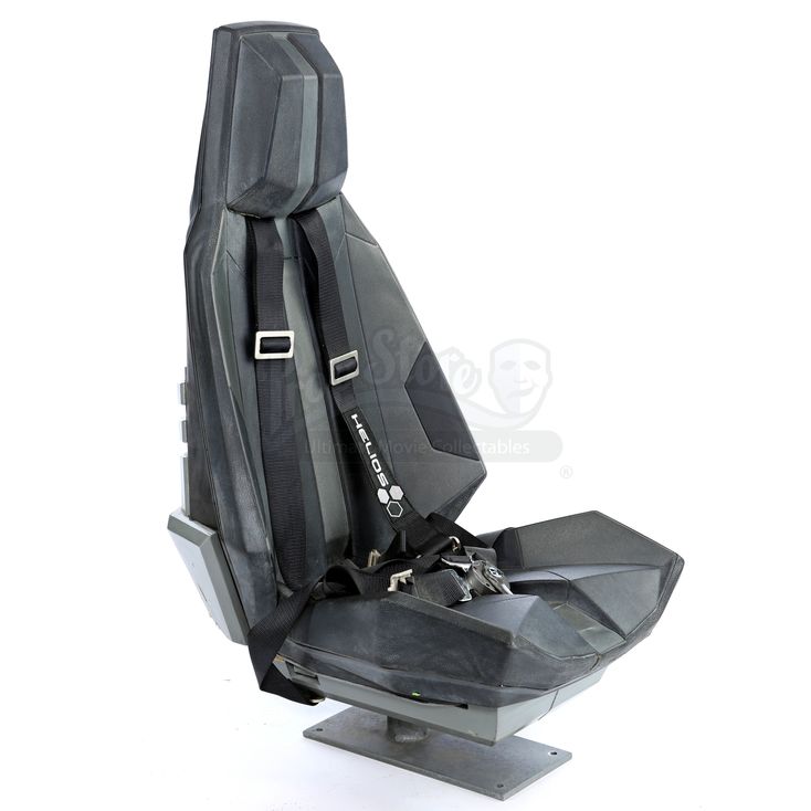 Cloverfield Station Control Chair | CLOVERFIELD PARADOX (2018)