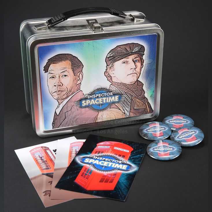 Inspector Spacetime Lunchbox, Buttons and Pictures | COMMUNITY (2009-2015)