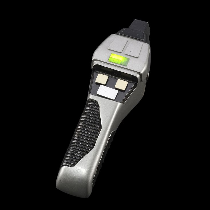 Lot 344 - Light-Up Starfleet Type-2 Cobra Head Phaser | STAR TREK: THE ...