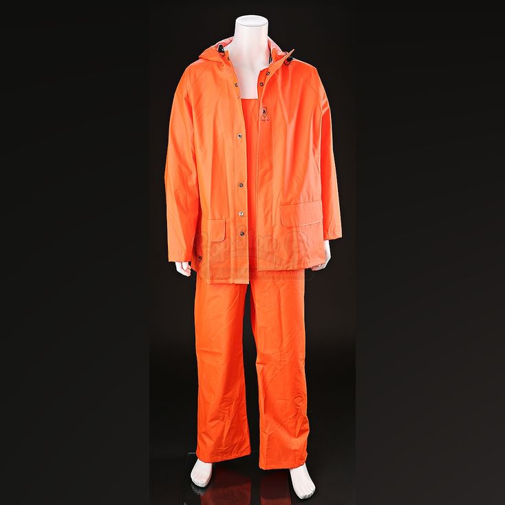 BREAKING BAD - Lot 40 - Superlab Chemical Suit | BREAKING BAD (TV ...