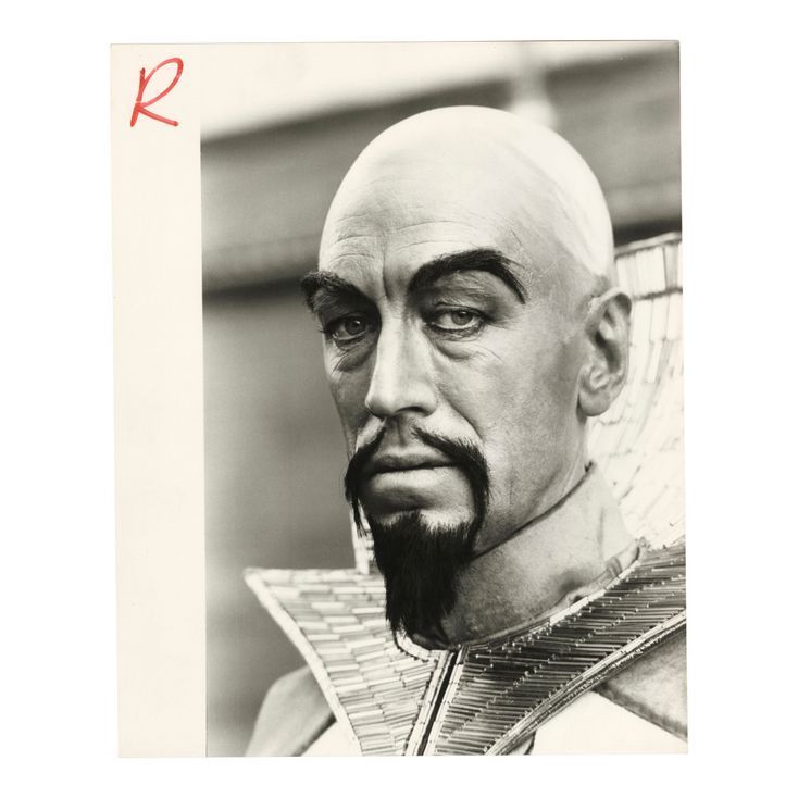 Set of Hand-drawn Sketches and Behind the Scenes Stills | FLASH GORDON ...