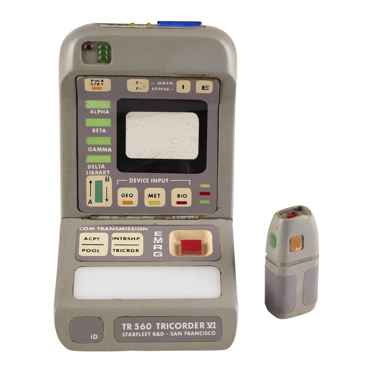 Lot 361 - TR 560 Tricorder VI with Hand Scanner | STAR TREK: THE NEXT ...