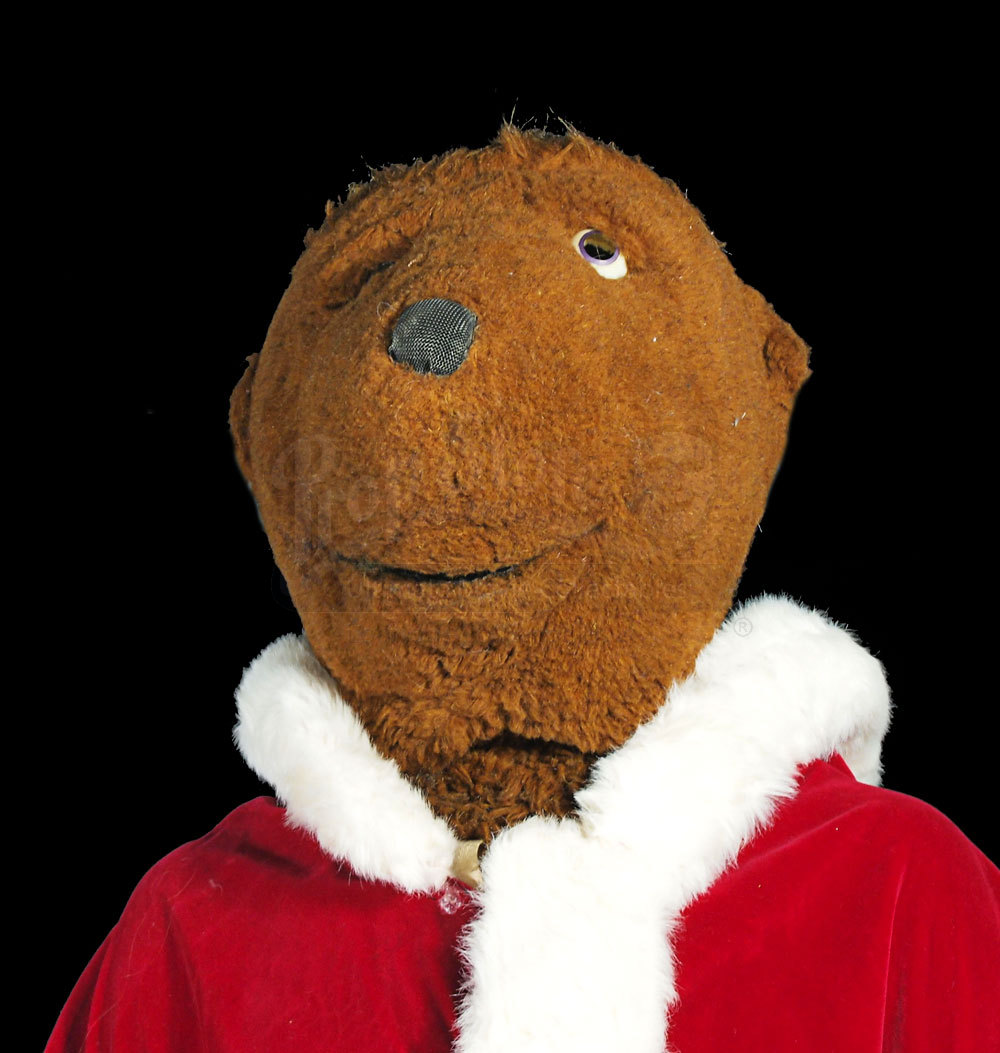 George the Bears Santa Costume | Prop Store - Ultimate Movie Collectables