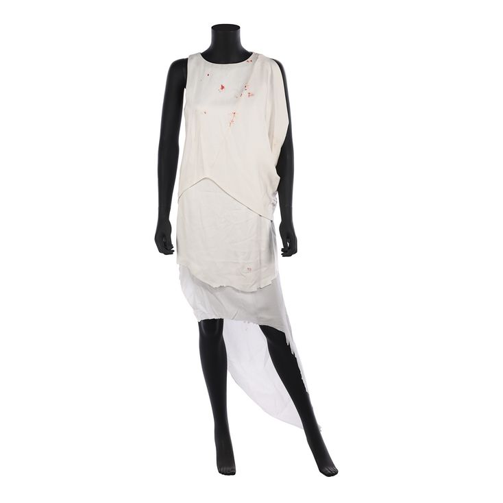 Lot 789 - Ruth Langmores (Julia Garner) Stunt Death Dress | OZARK (2017 ...