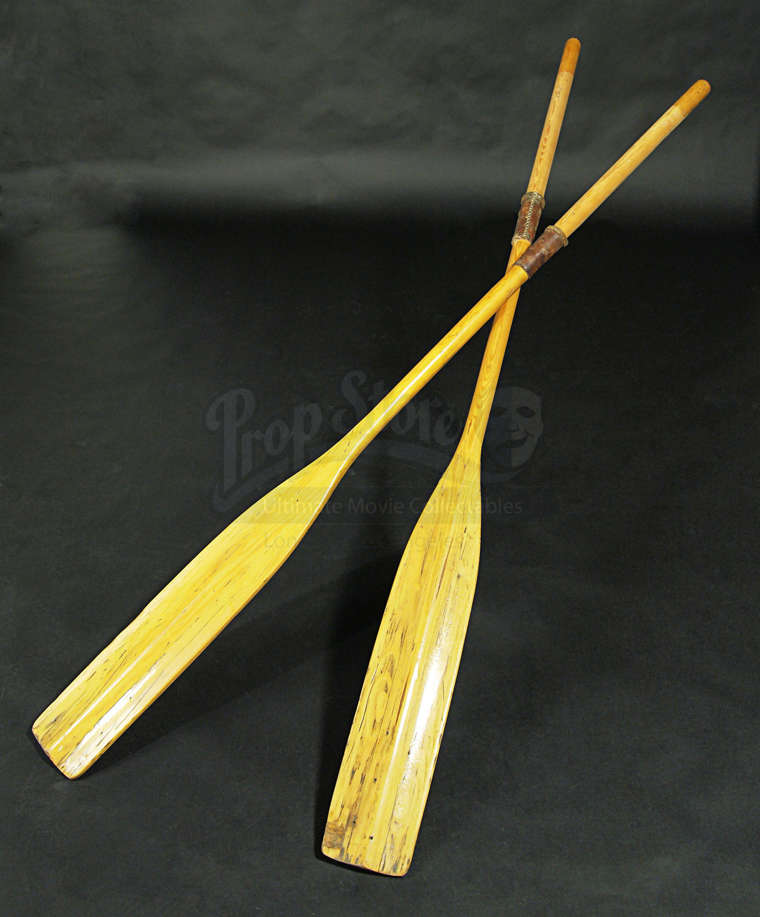 Large Wooden Oars | Prop Store - Ultimate Movie Collectables