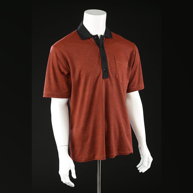 LA CATEDRAL Steve Murphys (Boyd Holbrook) Rust Polo Shirt | NARCOS ...
