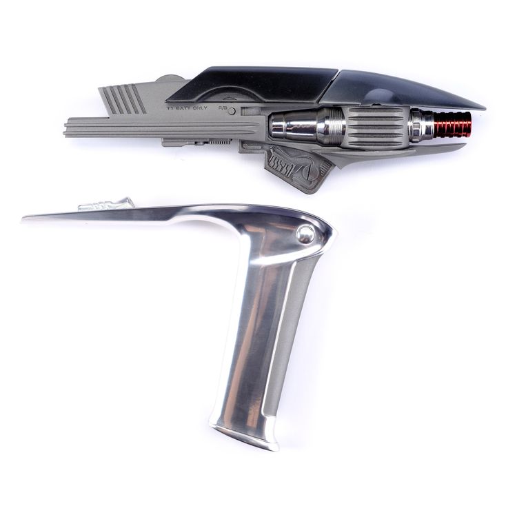 Hero Magnetized Light-up Multi-component Phaser | STAR TREK INTO ...