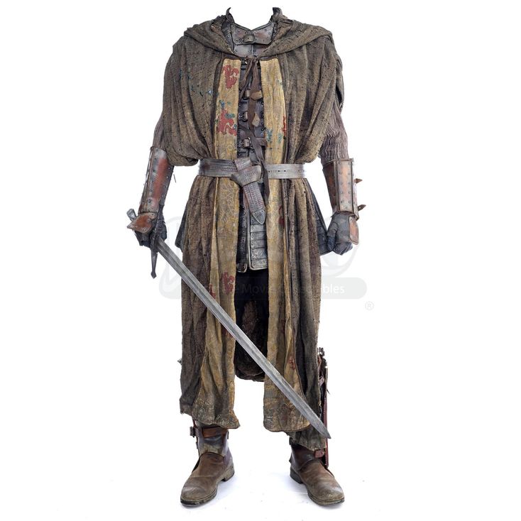 Williams (Matt Damon) Arrival Armor with Sword | GREAT WALL, THE (2016)