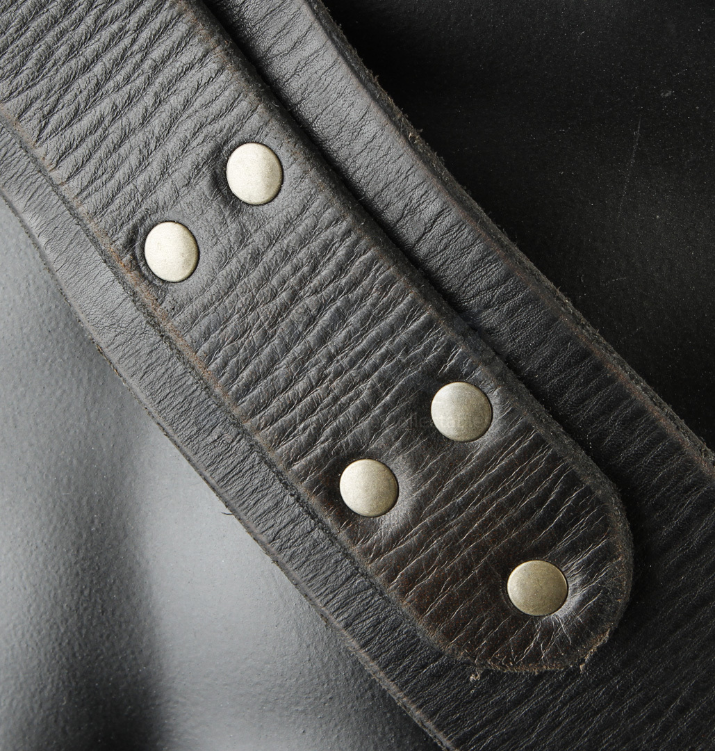 Captains Shoulder Strap with Sheath and Stunt Dagger | Prop Store ...