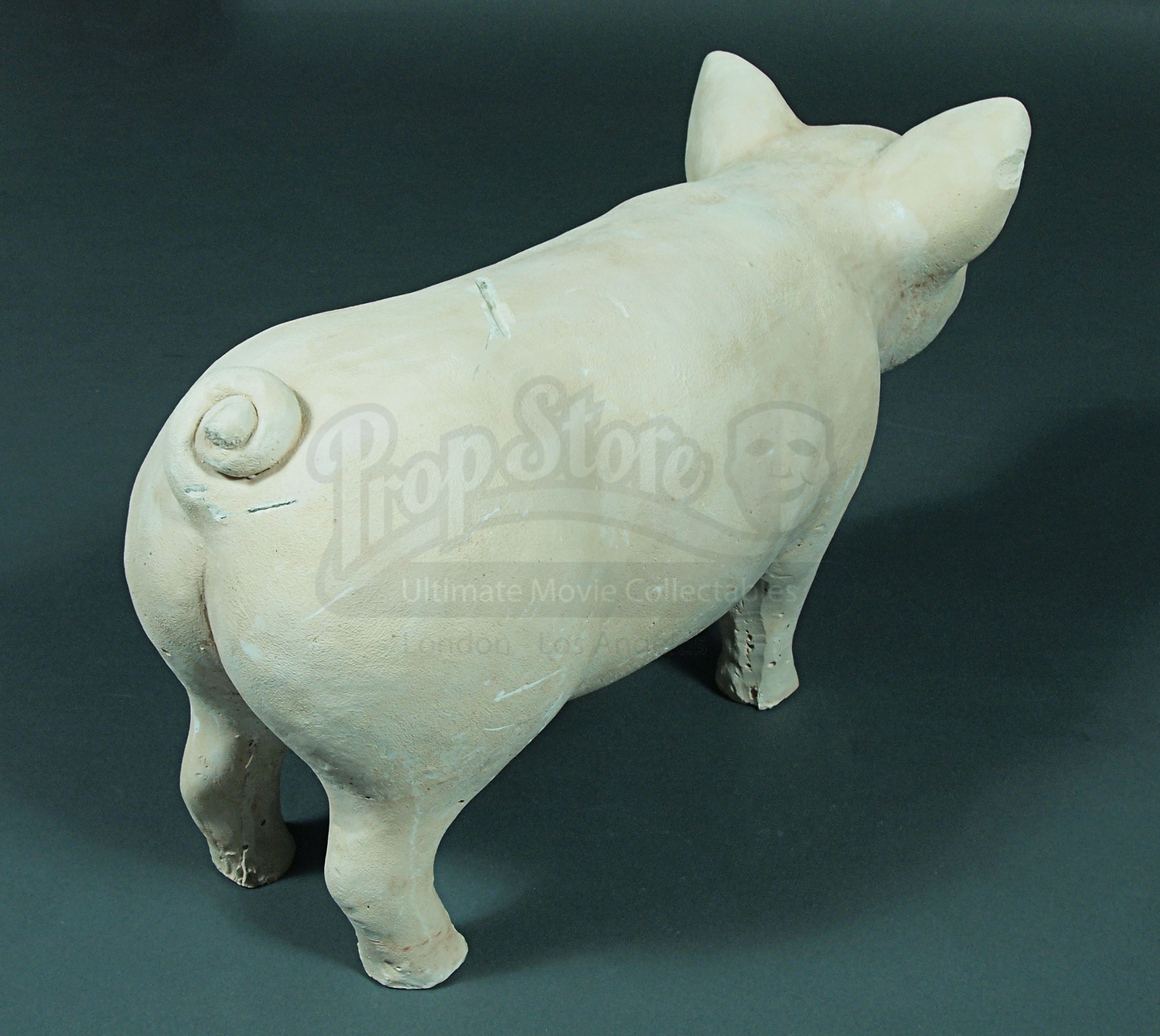 Farm Rooftop Plaster Pig | Prop Store - Ultimate Movie Collectables