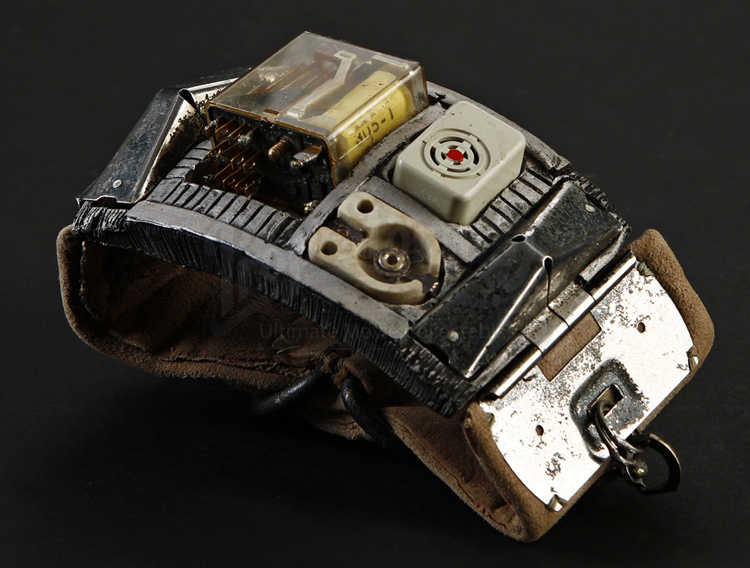 Khans (Ricardo Montalban) Hero Wrist Communicator | Prop Store ...