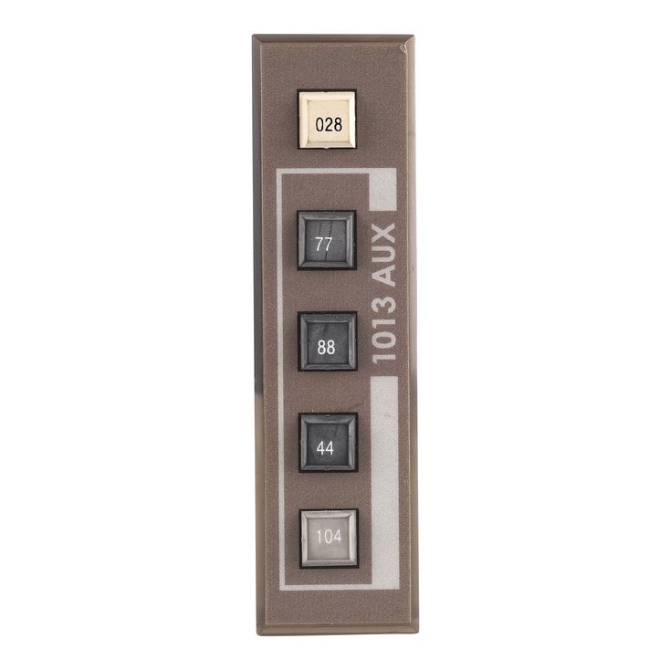 Lot # 1497: STAR TREK: ENTERPRISE (2001-2005) - Michael and Denise ...