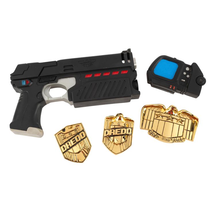 641. Set of SD Studios Judge Dredd Accessory Replicas with Judge ...