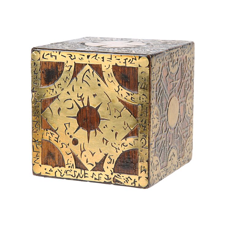 Lament Configuration Puzzle Box | HELLRAISER (1987)