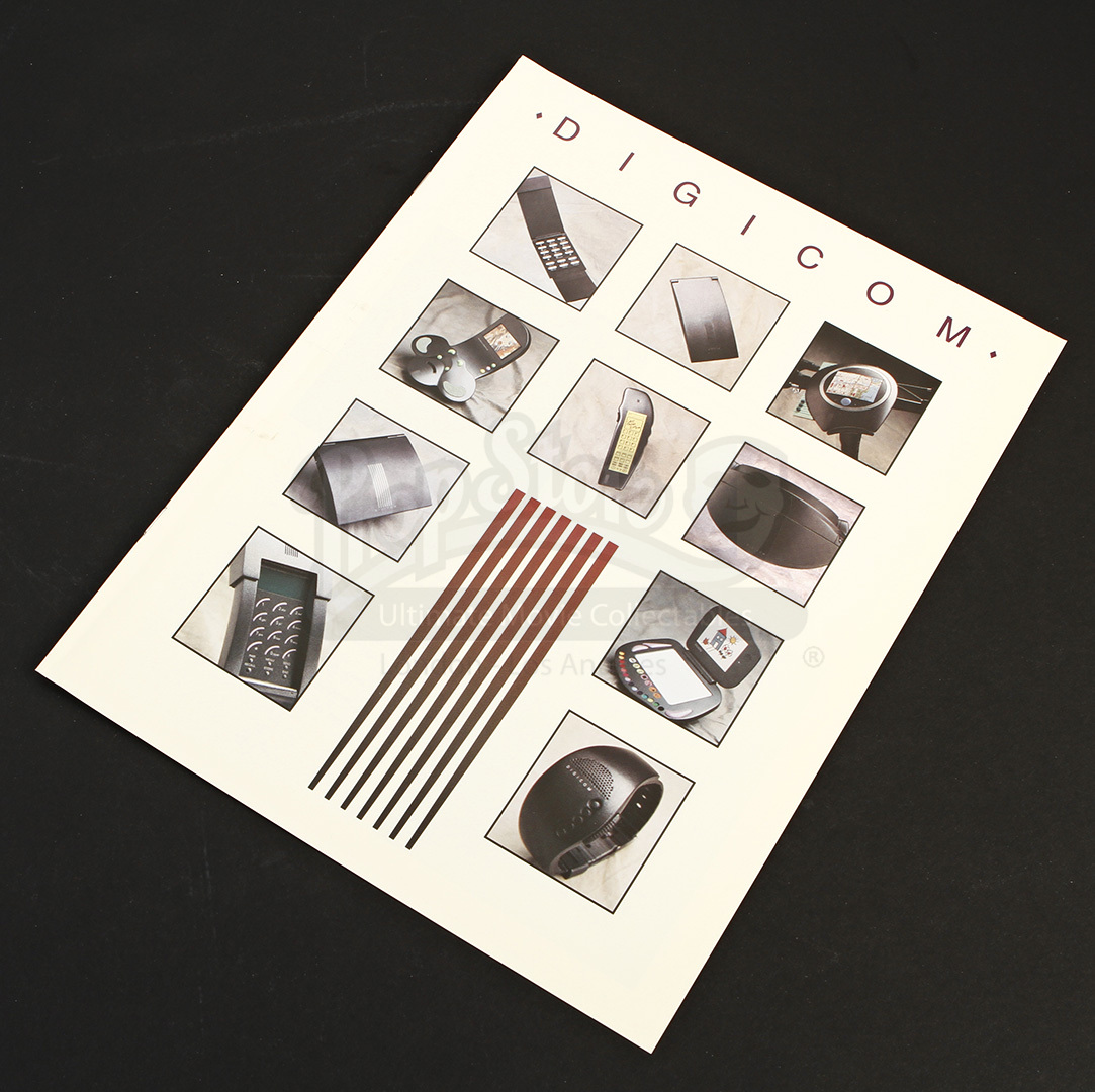 Arcamax Product Folder | Prop Store - Ultimate Movie Collectables