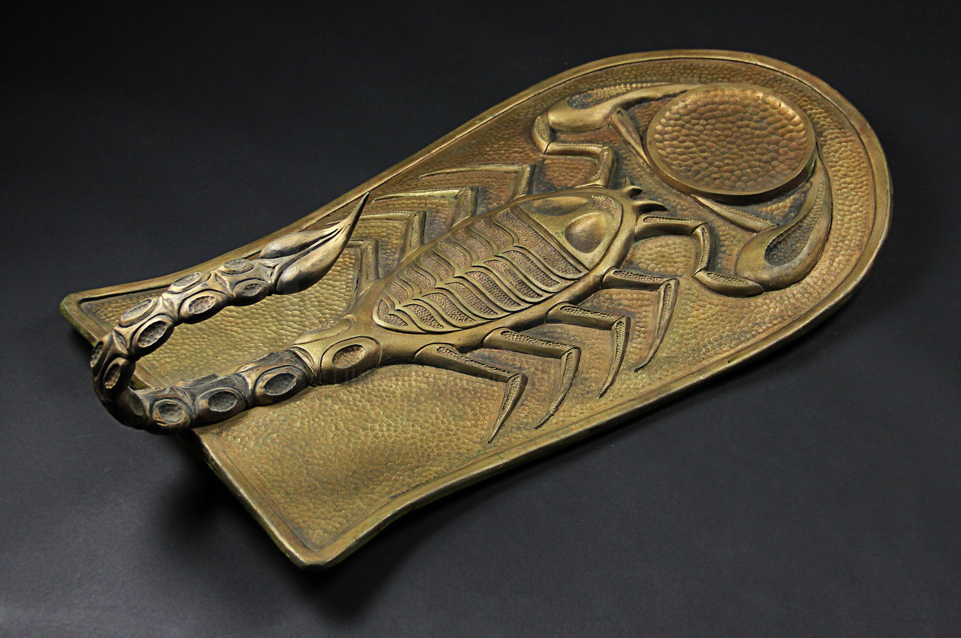 The Scorpion Kings (Dwayne Johnson) Shield | Prop Store - Ultimate ...