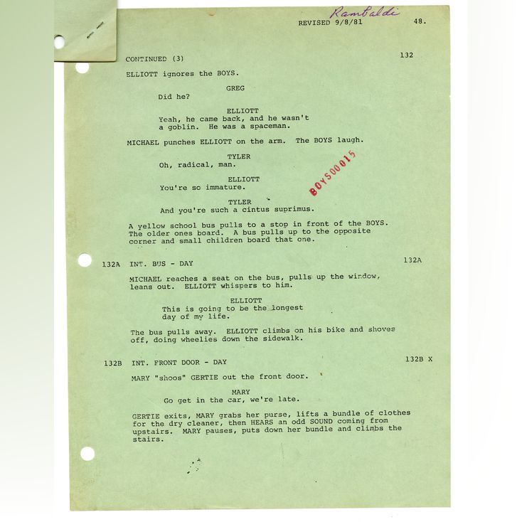 Lot 253 - Revised Script Packet | E.T. THE EXTRA-TERRESTRIAL (1982)