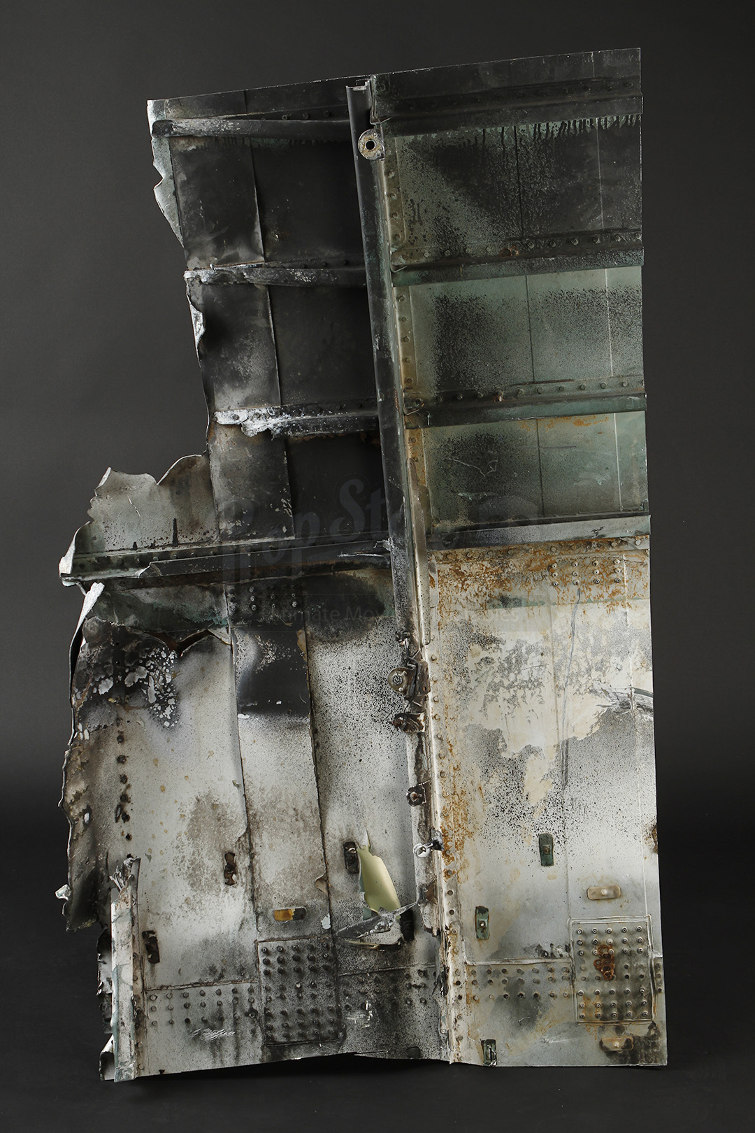 Oceanic Flight 815 Wreckage Panel | Prop Store - Ultimate Movie ...