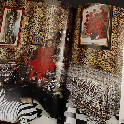 Liberaces Hardback Autobiography | Prop Store - Ultimate Movie Collectables