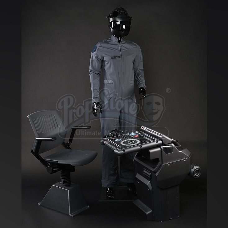 Drone Pilot Uniform and Control Station 01 | ENDER'S GAME (2013)