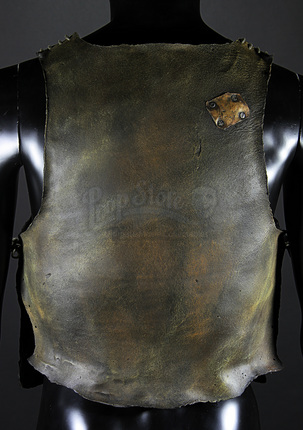 Gus (Brian Gleeson) Armour | Prop Store - Ultimate Movie Collectables