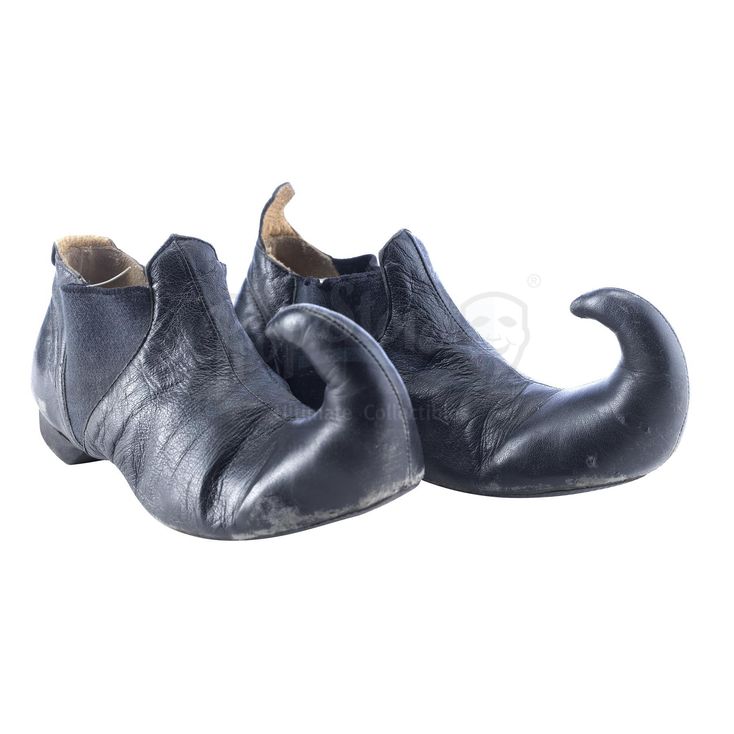 Lot 696 - Young Buddy the Elfs (Max Favreau) Shoes | ELF (2003)