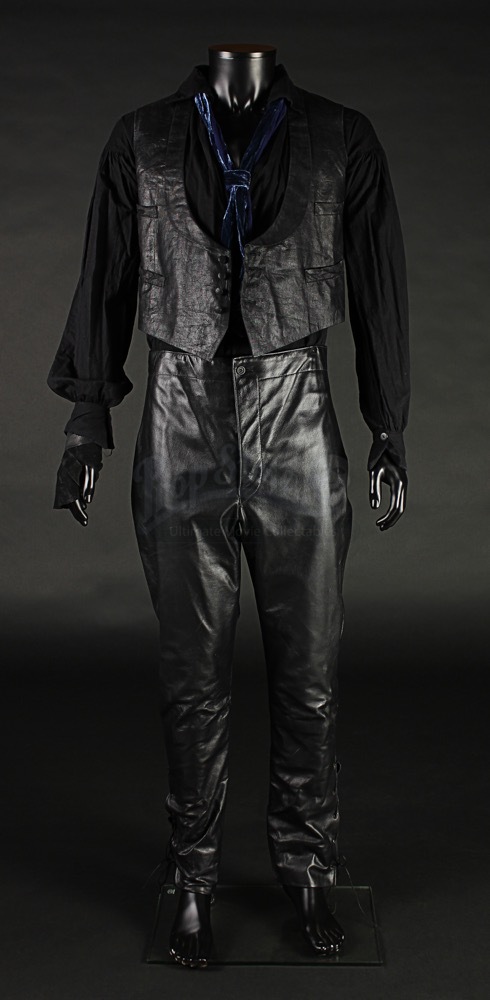 319 - Dracula Auction - Male Seer (Tom Reed) Costume | Prop Store ...