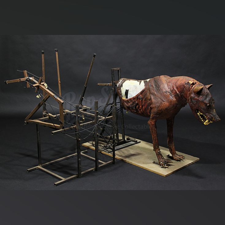 Cable Controlled Wolf Body Puppet | COMPANY OF WOLVES, THE (1984)