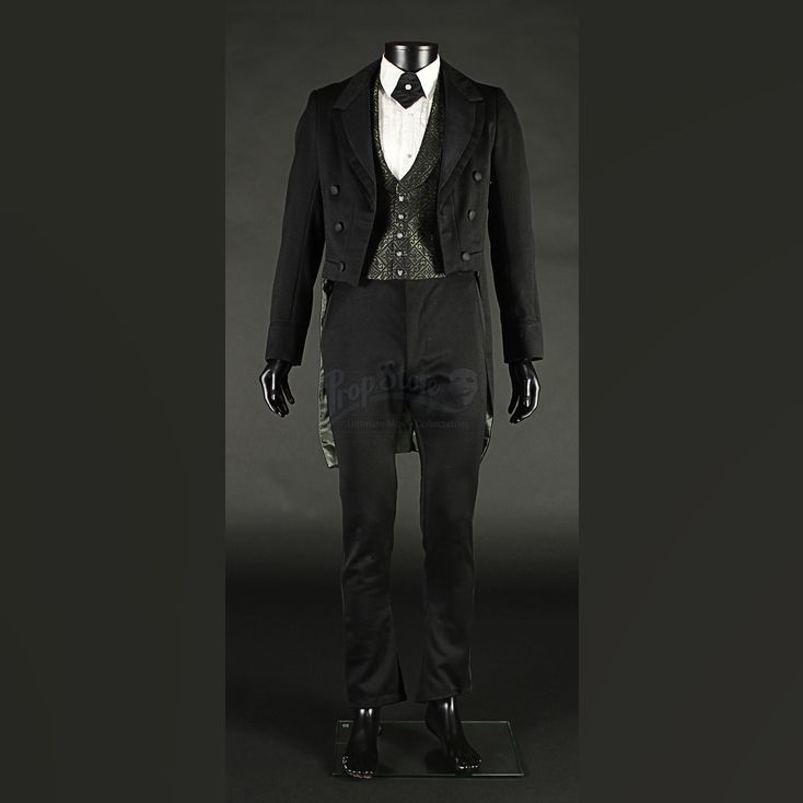 Alexander Grayson (Jonathan Rhys Meyers) Evening Suit | DRACULA (2013-2014)