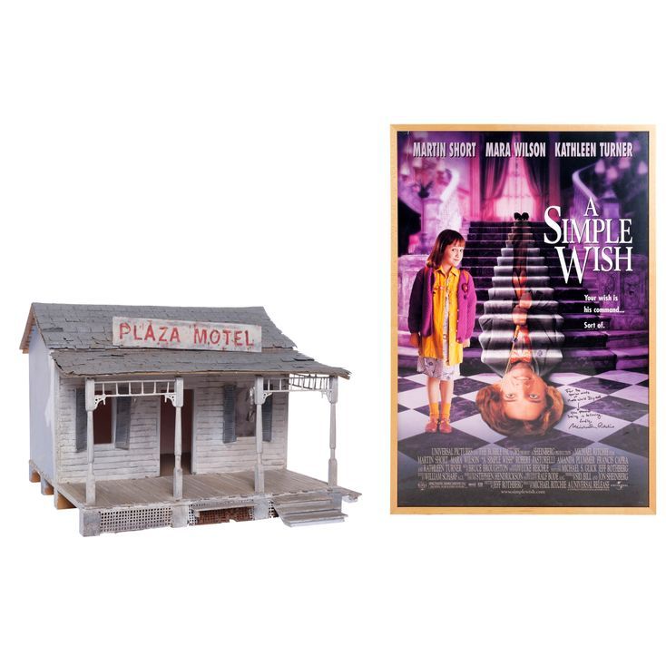 281. Plaza Motel Shack Model Miniature with Framed Director-Autographed ...