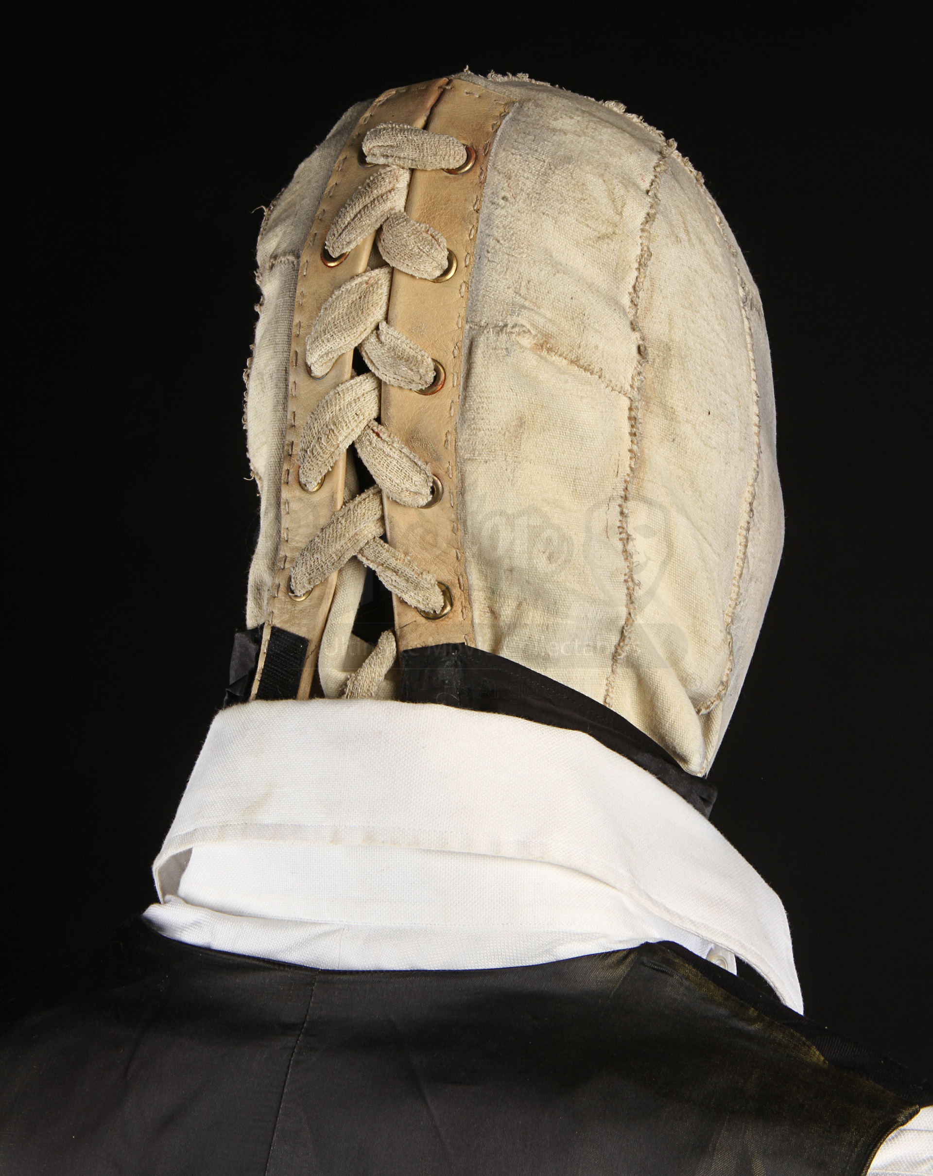 I'm looking to get a replica of a mask made from a movie I saw ...