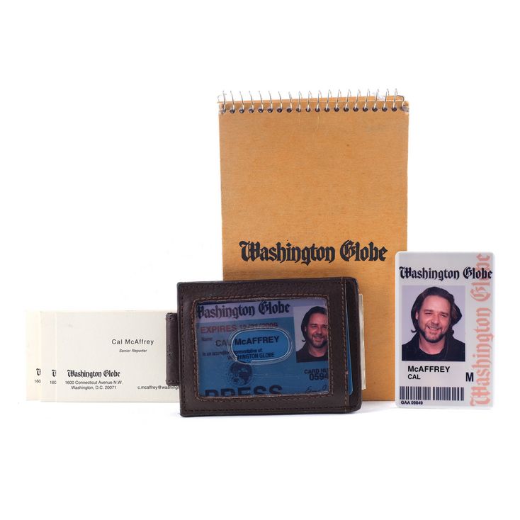 1764. Cal McAffreys (Russell Crowe) ID Cards with Wallet and Notebook ...