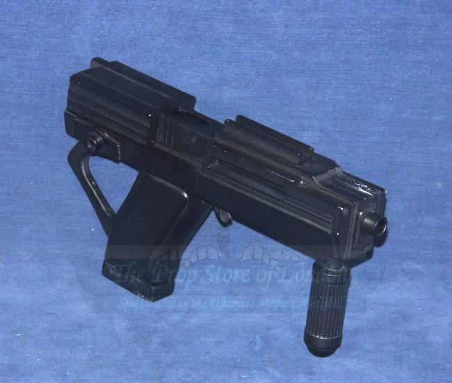 Aeon Flux (Charlize Theron) Hero Gun | Prop Store - Ultimate Movie ...