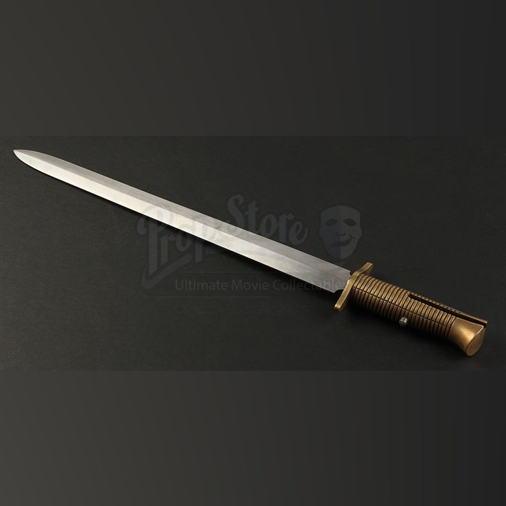 Elizabeth Bennets (Lily James) Hero Sword | PRIDE AND PREJUDICE AND ...