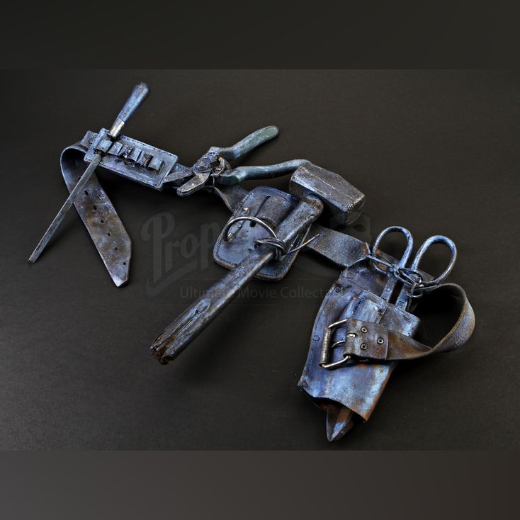 Scavenger Tool Belt | PACIFIC RIM (2013)
