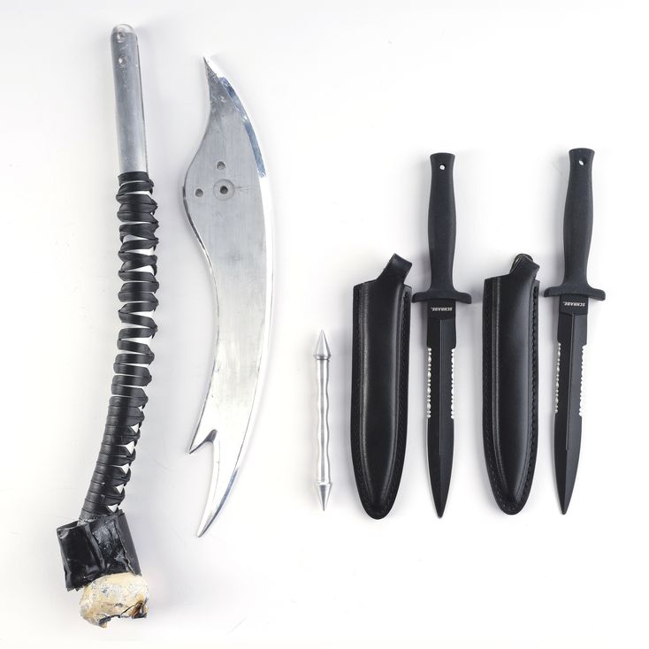 Hos Mens Metal Knives, Bakutos Metal Tracking Spike, and Broken Scythe ...