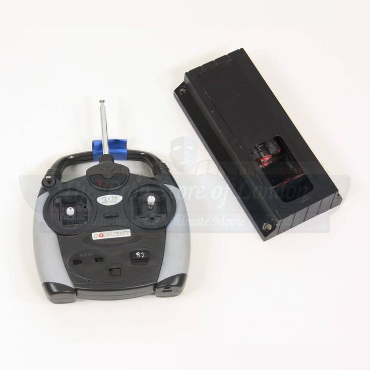 Remote Control Laser Arm Scanner | PANDORUM (2009)