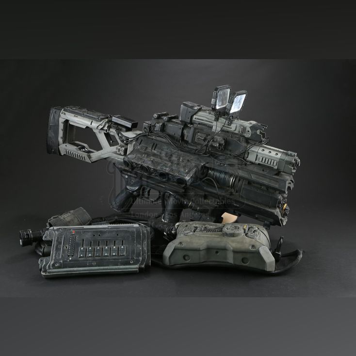 Light- up Plasma Rifle | SPECTRAL (2016)