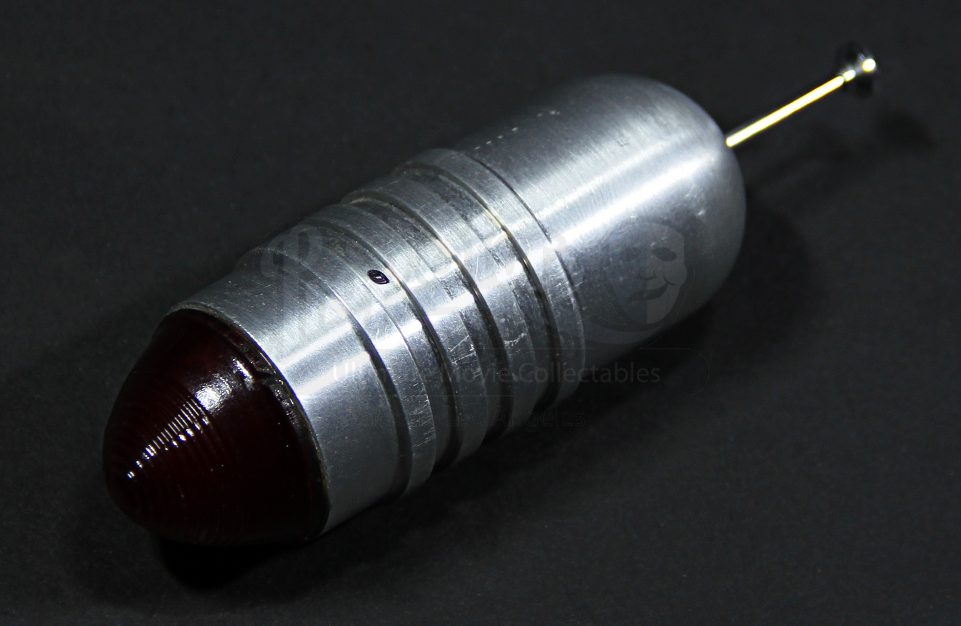 Felicity Shagwells (Heather Graham) Fat Bastard Light Up Homing Device ...