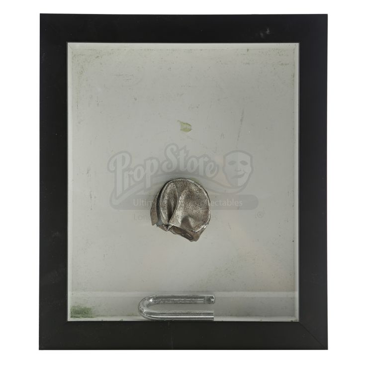 Raymond Piranha Jones Framed Broken Lock | MARVEL'S LUKE CAGE (2016-2018)