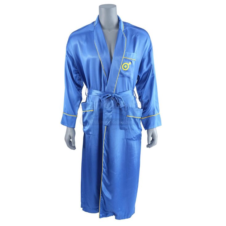 Austin Powers (Mike Myers) Blue Robe | AUSTIN POWERS: THE SPY WHO ...