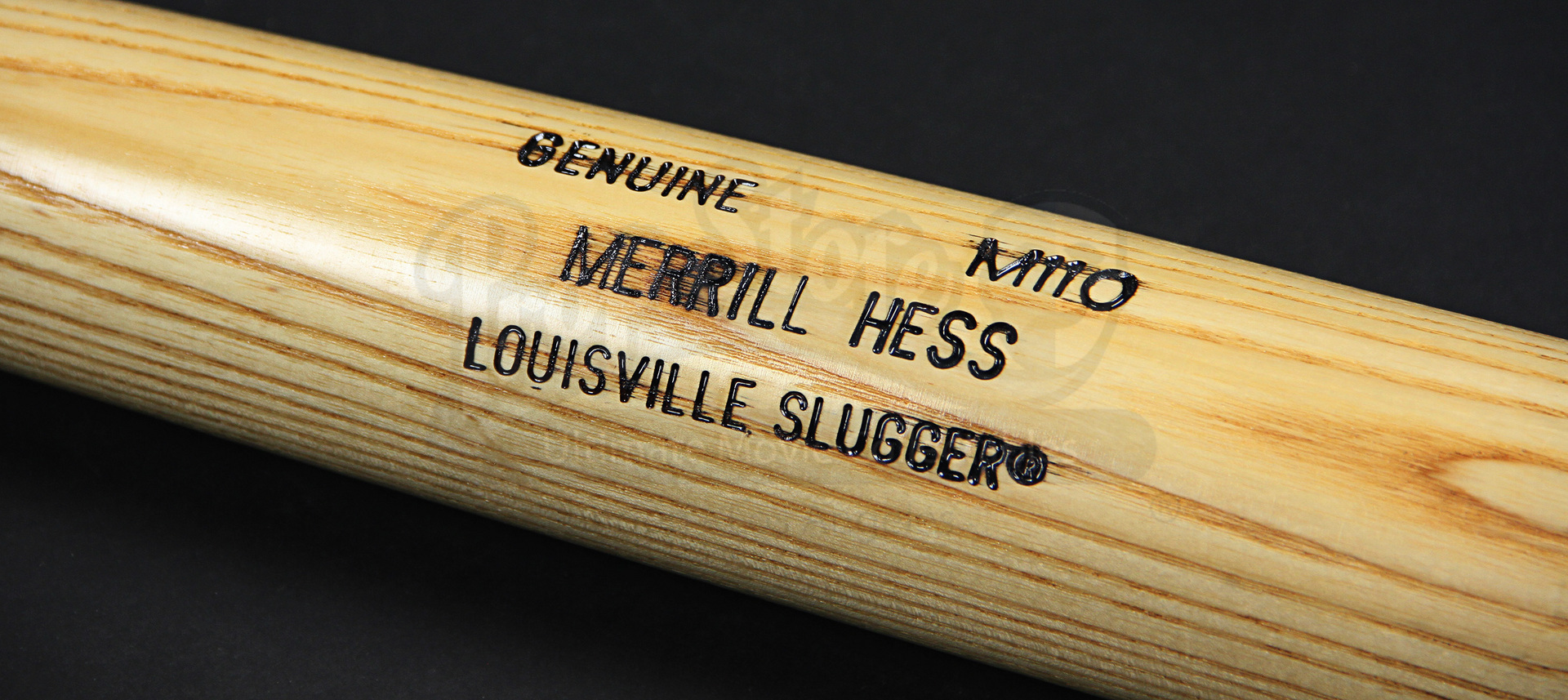 Merrill Hess (Joaquin Phoenix) Swing Away Baseball Bat | SIGNS (2002)