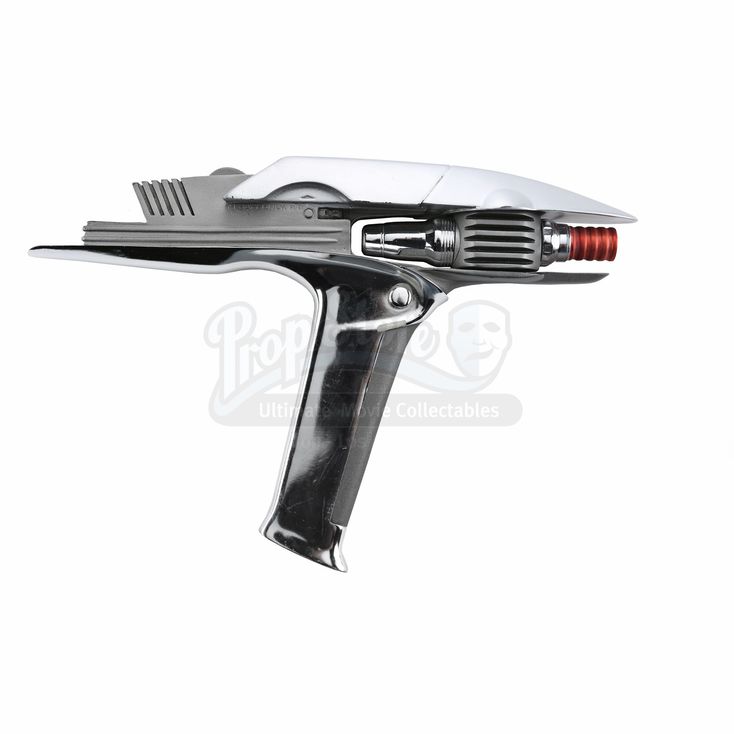 Starfleet Phaser | STAR TREK INTO DARKNESS (2013)