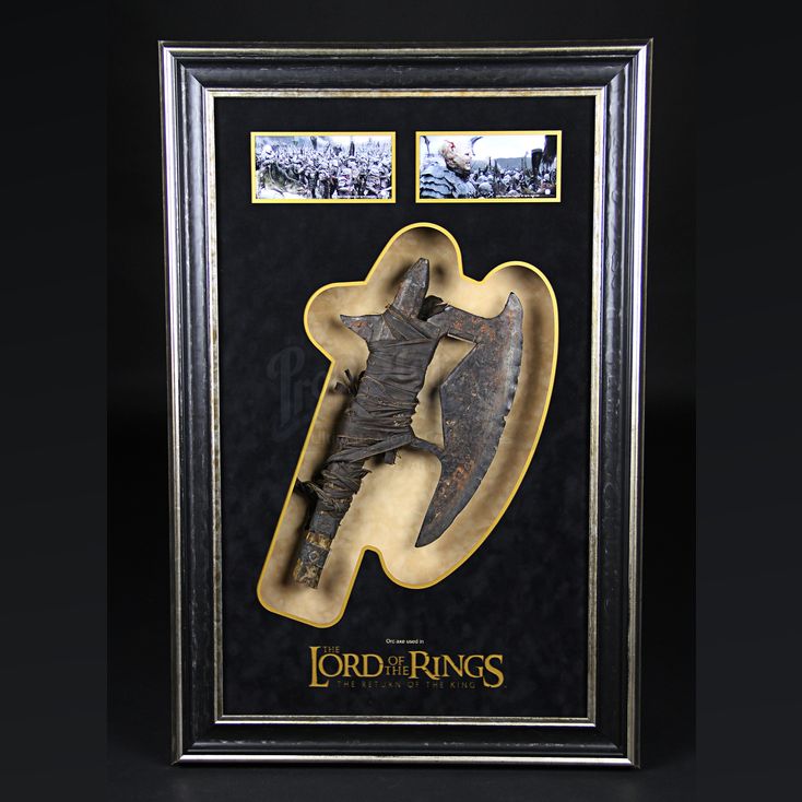 Orc Battle Axe Display | LORD OF THE RINGS, THE: THE RETURN OF THE KING ...