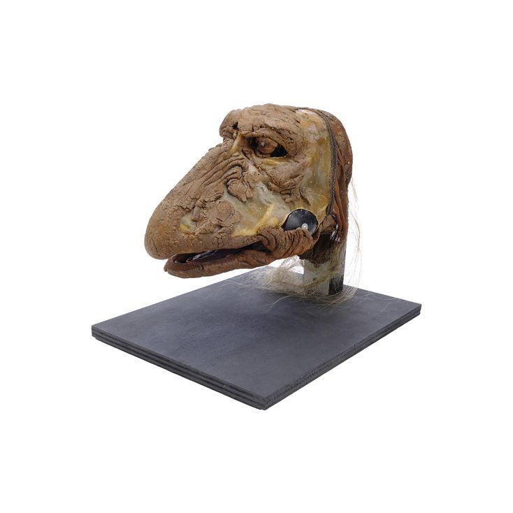 Lot 109 - Mechanical Mystic Walking Puppet Head | DARK CRYSTAL, THE (1982)